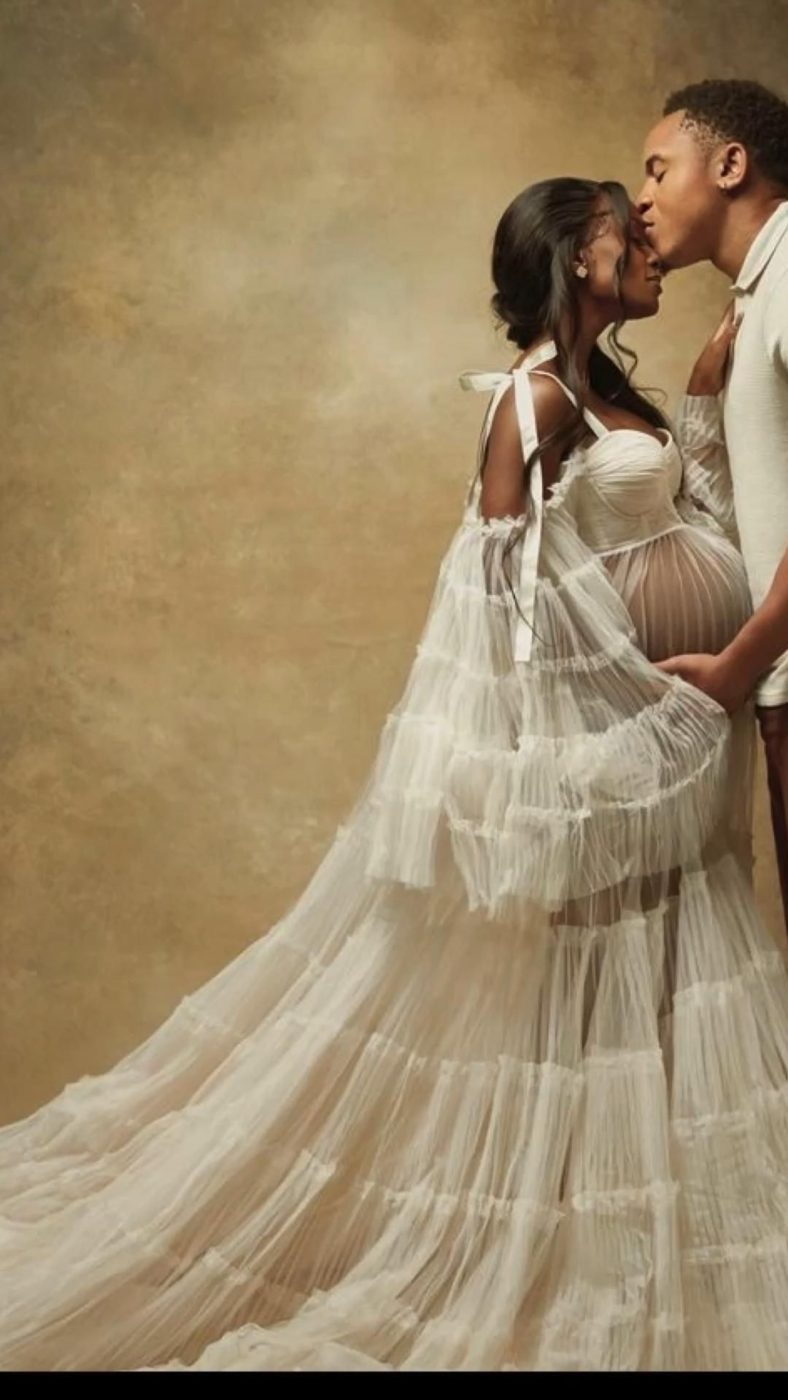 20 Unique Pregnancy Photo Shoot Poses You Should Take Now