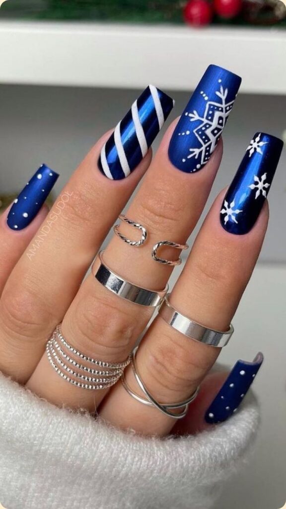12 Blue Christmas Nails to Try This Holiday Season